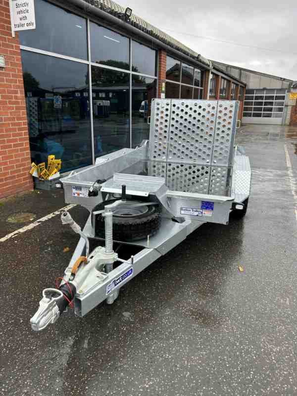 Ifor Williams Trailers Ifor Williams GH1054BT Low Drawbar, 1.2m RAMP ...