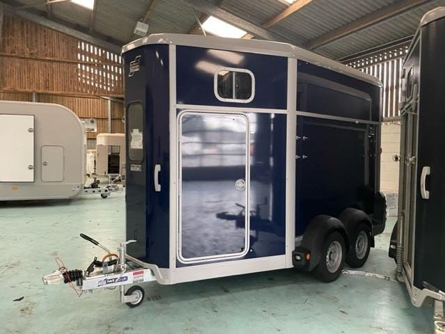 Ifor Williams Trailers Ifor Williams HB511 Bala Blue - Double Horse ...