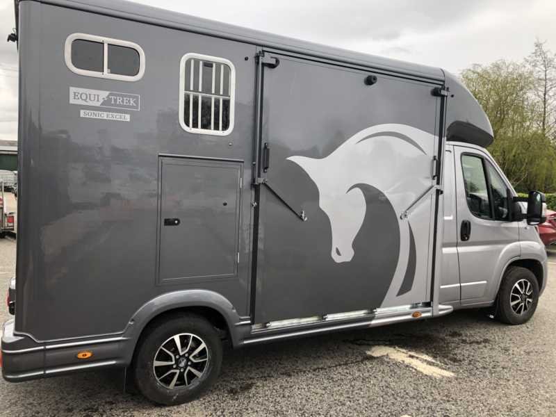 Equi trek Sonic Excel 3500kg | Barlow Trailers