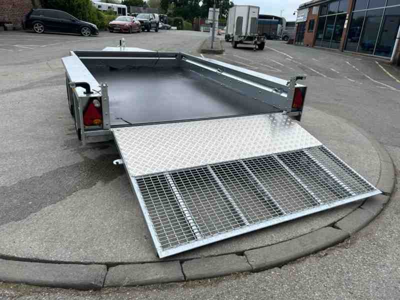 Ifor Williams Trailers Ifor Williams GX106 - RAMP - Standard Lights ...