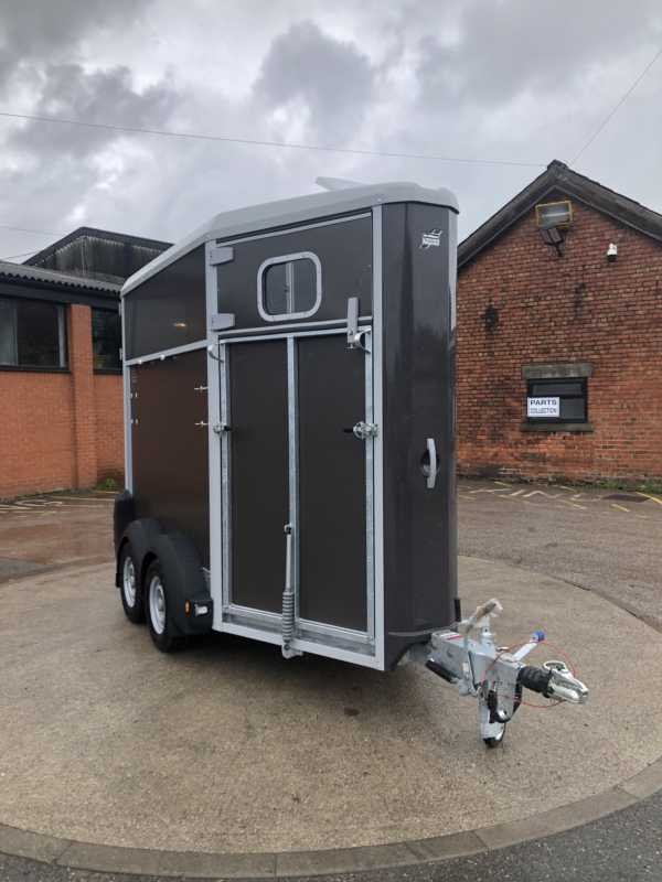 Ifor Williams Trailers Ifor Williams HB403R(MK2) RH F/RAMP GRAPHITE ...