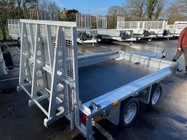 Ifor Williams Trailers Ifor Williams GX106 - RAMP, LED | Barlow Trailers