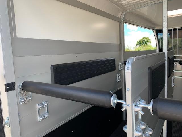 Ifor Williams Trailers Ifor Williams HBX511 Double Horse Trailer - Twin ...
