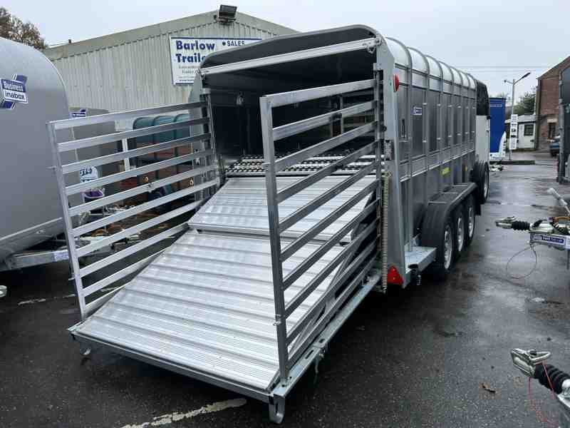 Ifor Williams Trailers Ifor Williams TA510G 14'x6' TRI AXLE SHEEP DECKS ...
