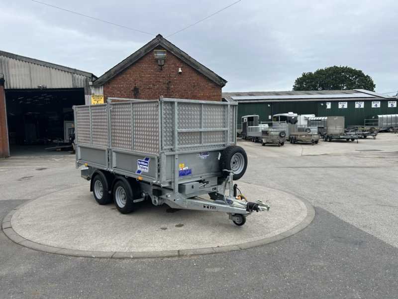 Ifor Williams Trailers Ifor Williams TT3017 - Tipping Trailer - LED ...